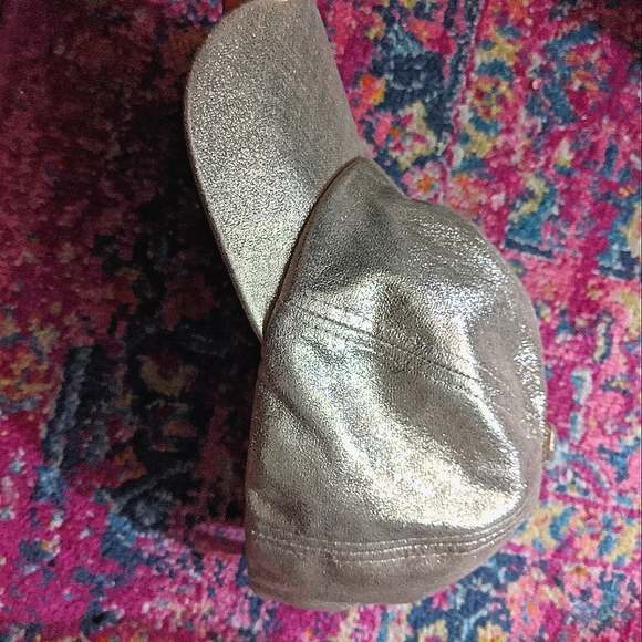 Accessories | Metallic Gold Cap | Poshmark